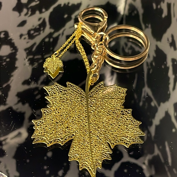 Artisan | Accessories | New 3 Pc Maple Leaf Themed Set With 24k Gold ...